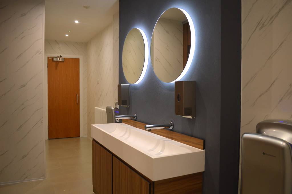 Hugh Gaitskell - CBS-Solutions